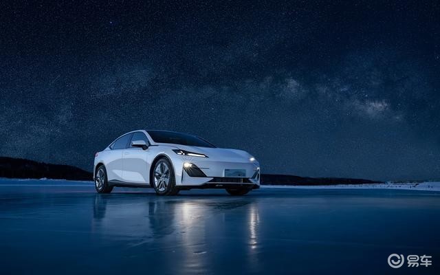 长安深蓝发布新LOGO，C385被命名为SL03_易车