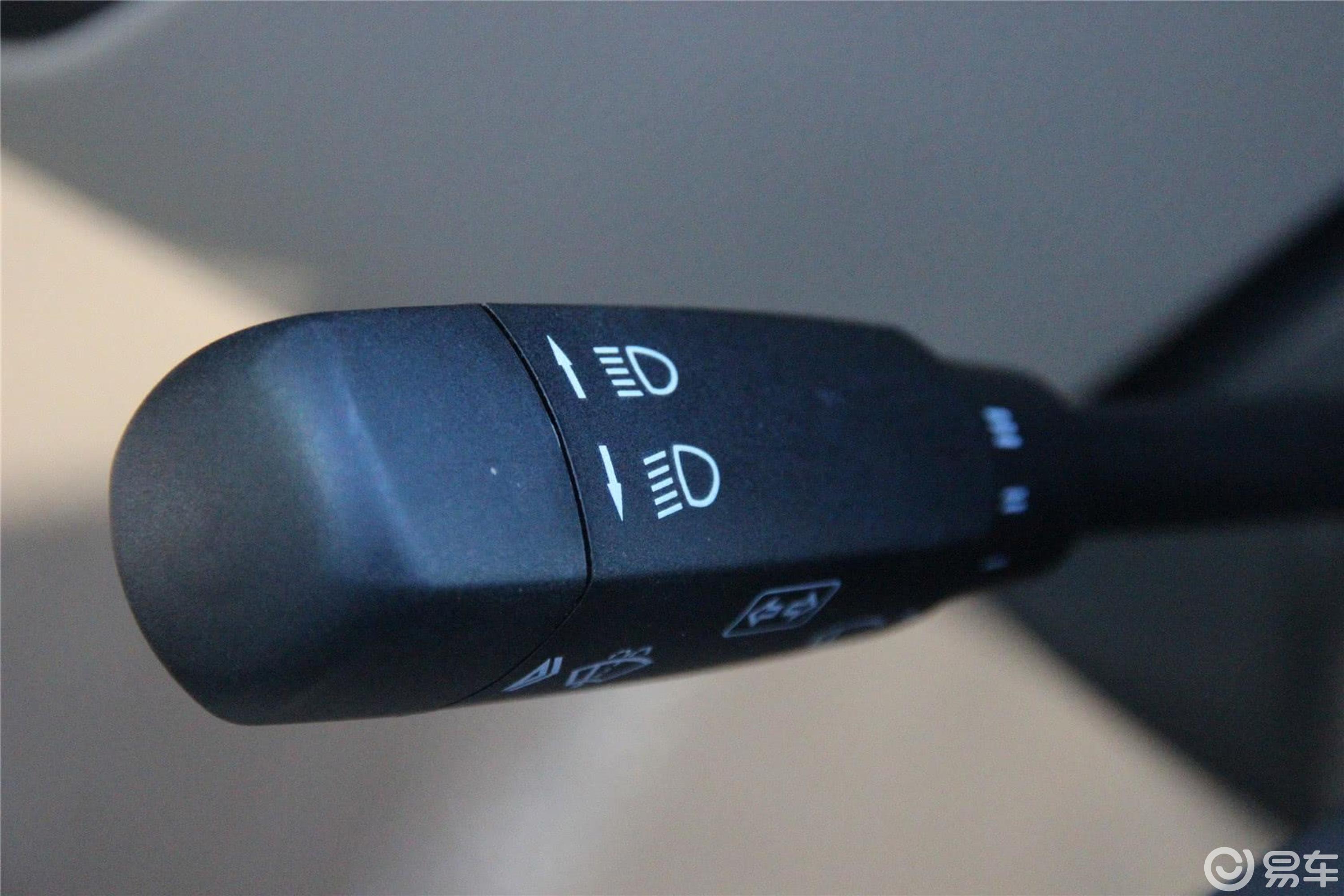 【唯雅诺3.5L 卓越版大灯远近光调节柄图片-汽车图片大全】-易车