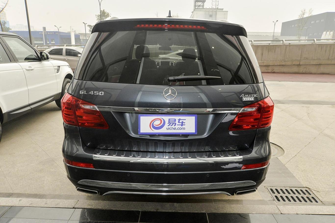 【奔驰GL级GL450 4MATIC 美规版正后水平图片-汽车图片大全】-易车