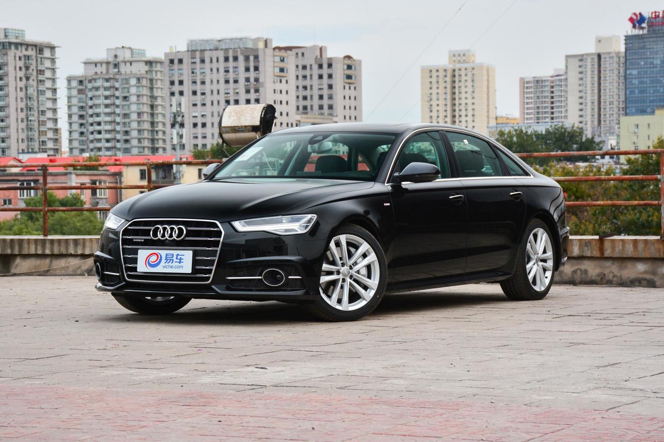 【奥迪A6L30周年纪念版 50 TFSI quattro 尊享版侧前45度车头向左水平图片-汽车图片大全】-易车