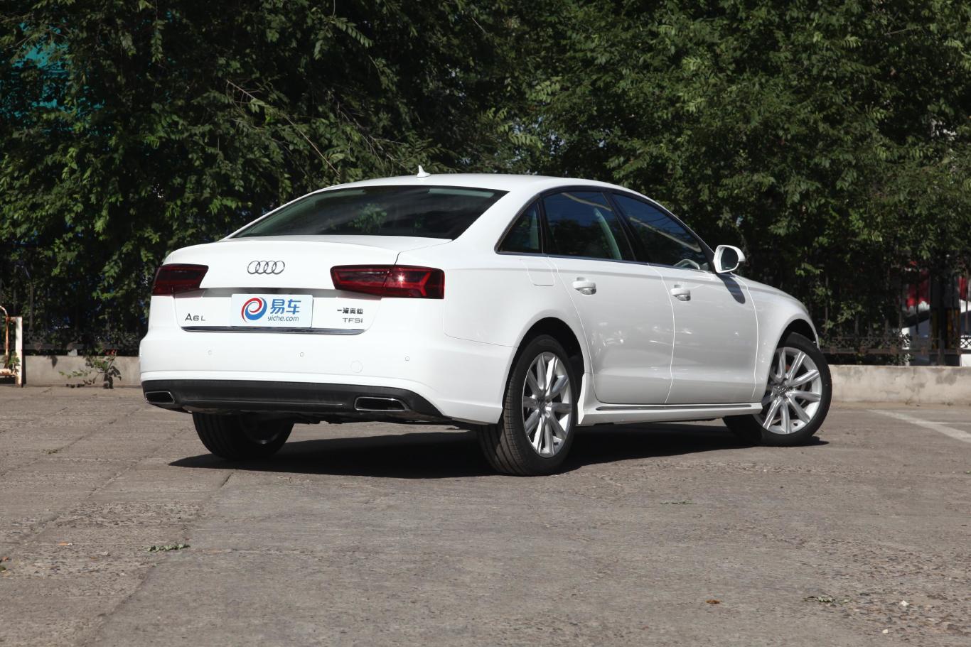 【奥迪A6L30周年纪念版 TFSI 进取版侧后45度车头向右水平图片-汽车图片大全】-易车