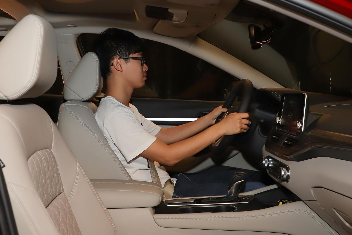 【天籁2.0T XV AD1 智尊领航版内饰图片-汽车图片大全】-易车