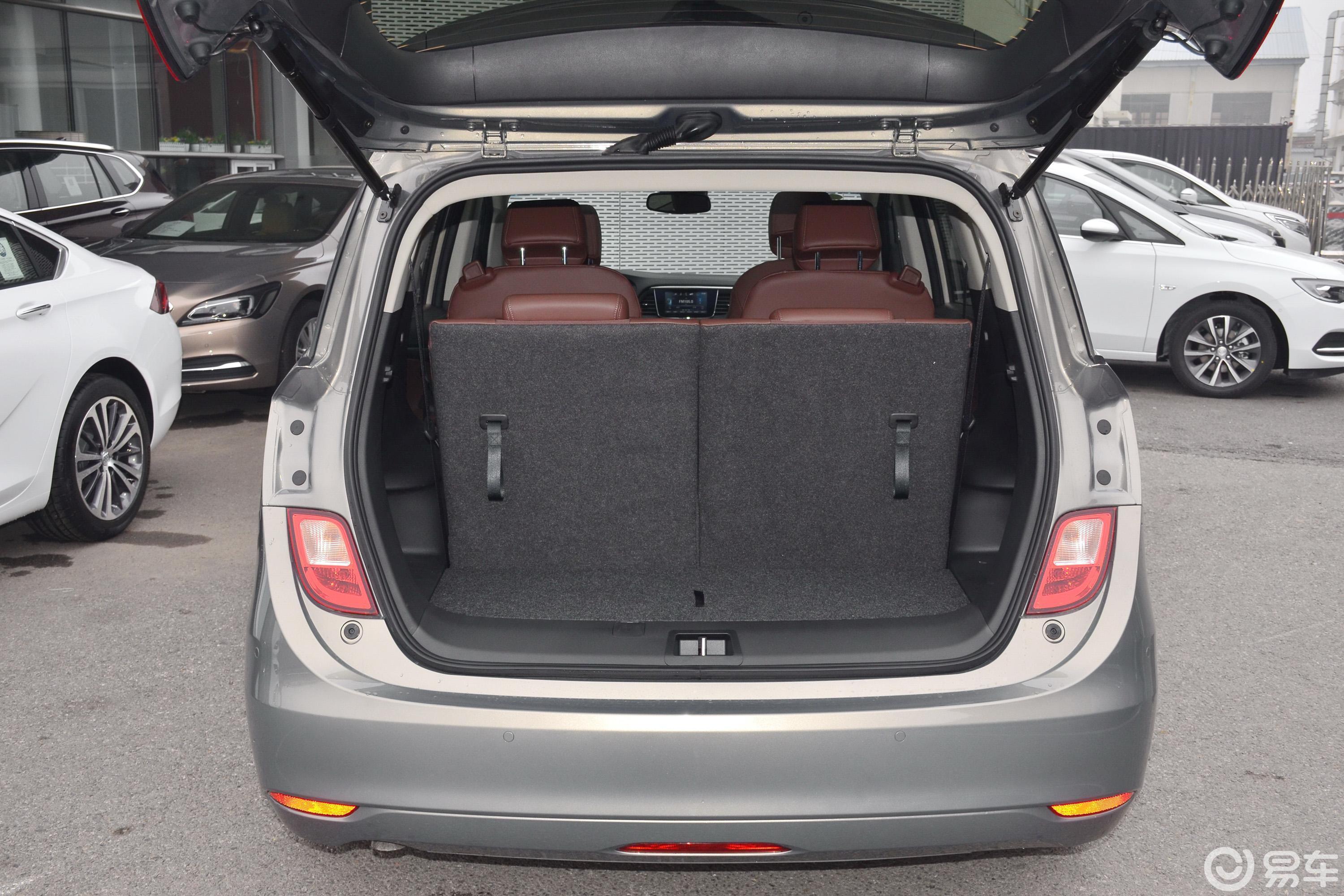 【别克GL618T 互联尊贵版 6座 国V后备厢图片-汽车图片大全】-易车