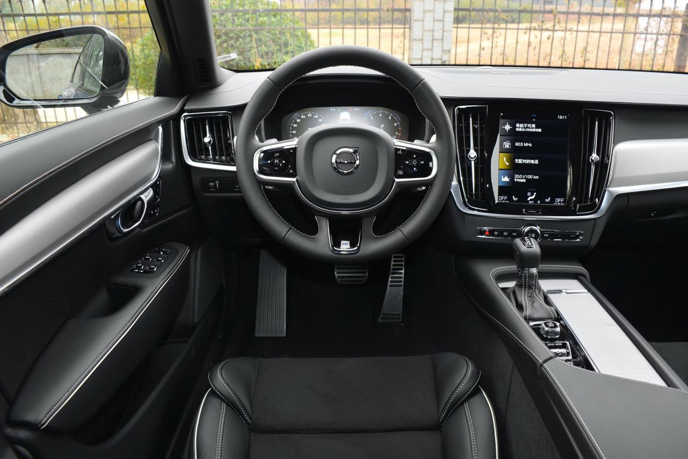 【沃尔沃S90T5 智远运动版驾驶位区域图片-汽车图片大全】-易车