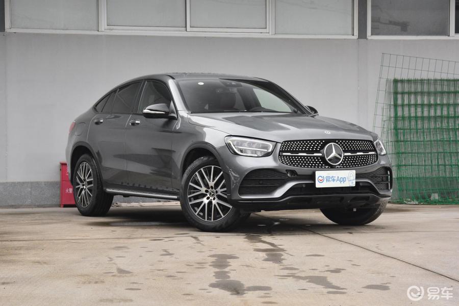 【奔驰GLC轿跑2020款GLC 300 4MATIC 轿跑SUV侧前45度车头向右水平汽车图片-汽车图片大全】-易车