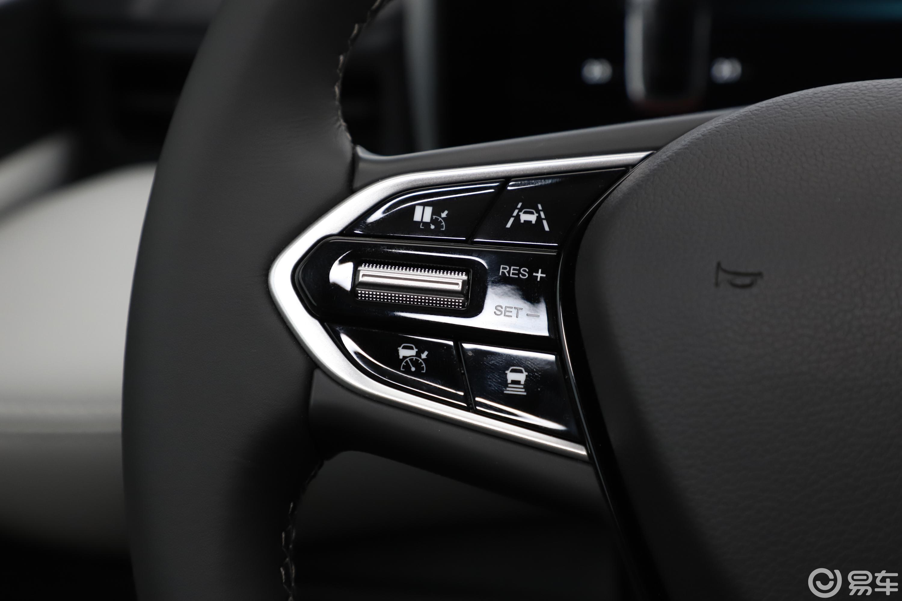 【哪吒U400 U享左侧方向盘功能按键图片-汽车图片大全】-易车