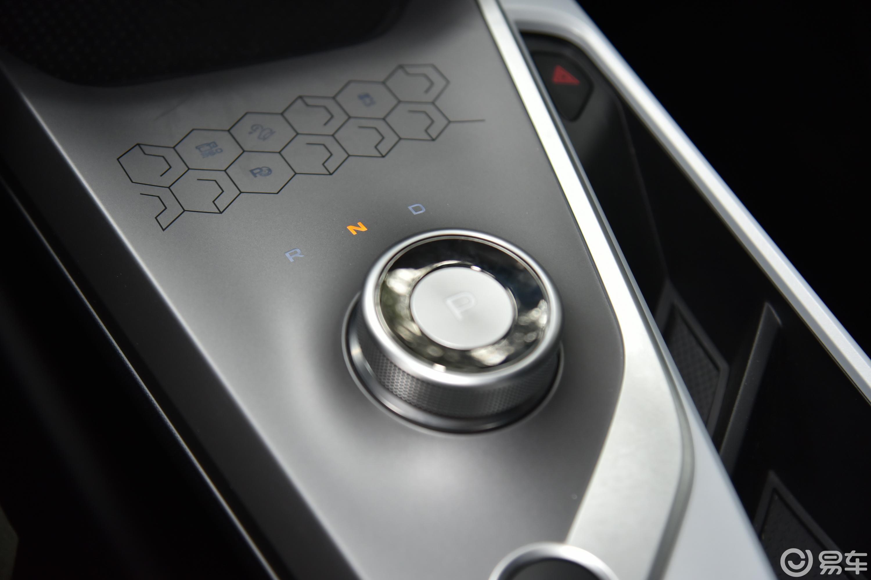 【吉利几何C甄选续航版 550KM C＋＋ Pro换挡杆图片-汽车图片大全】-易车