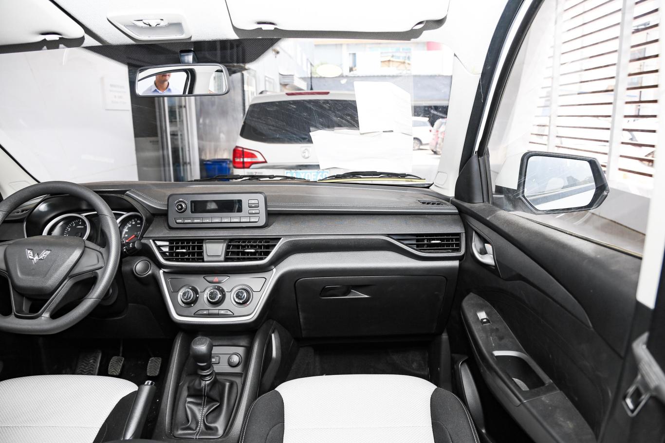 【五菱宏光S31.5T 手动 标准型 国VI副驾驶位区域图片-汽车图片大全】-易车