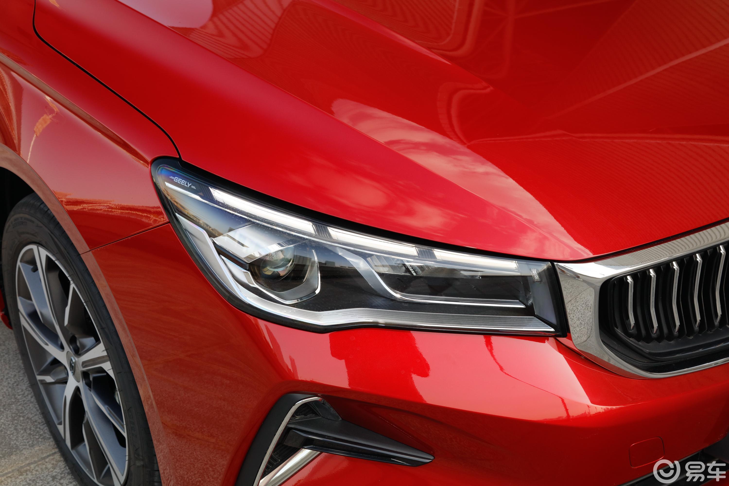 【帝豪第4代 1.5L CVT旗舰型大灯侧45度俯拍图片-汽车图片大全】-易车