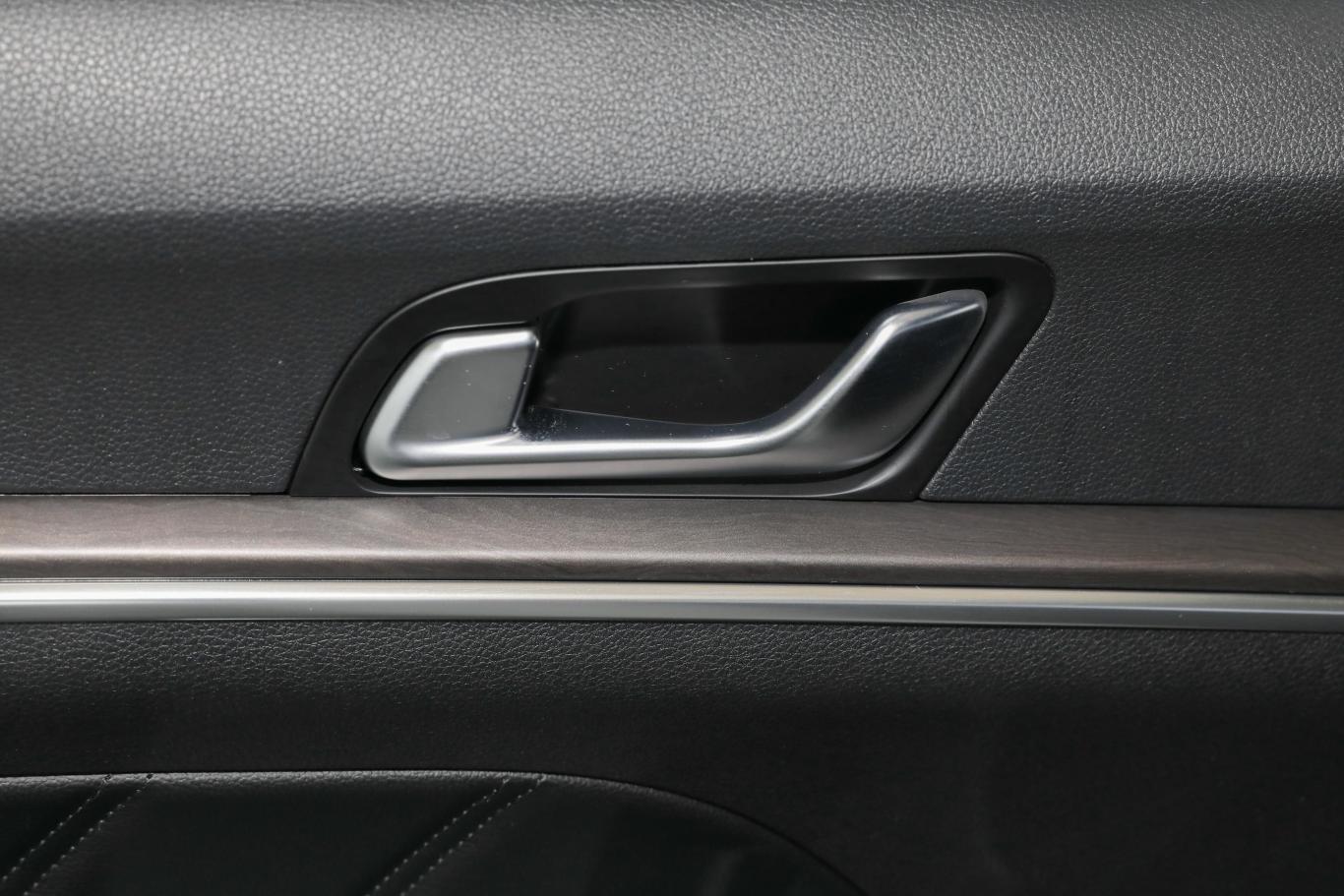 【起亚K5270T CVVD 焕新版后排功能图片-汽车图片大全】-易车