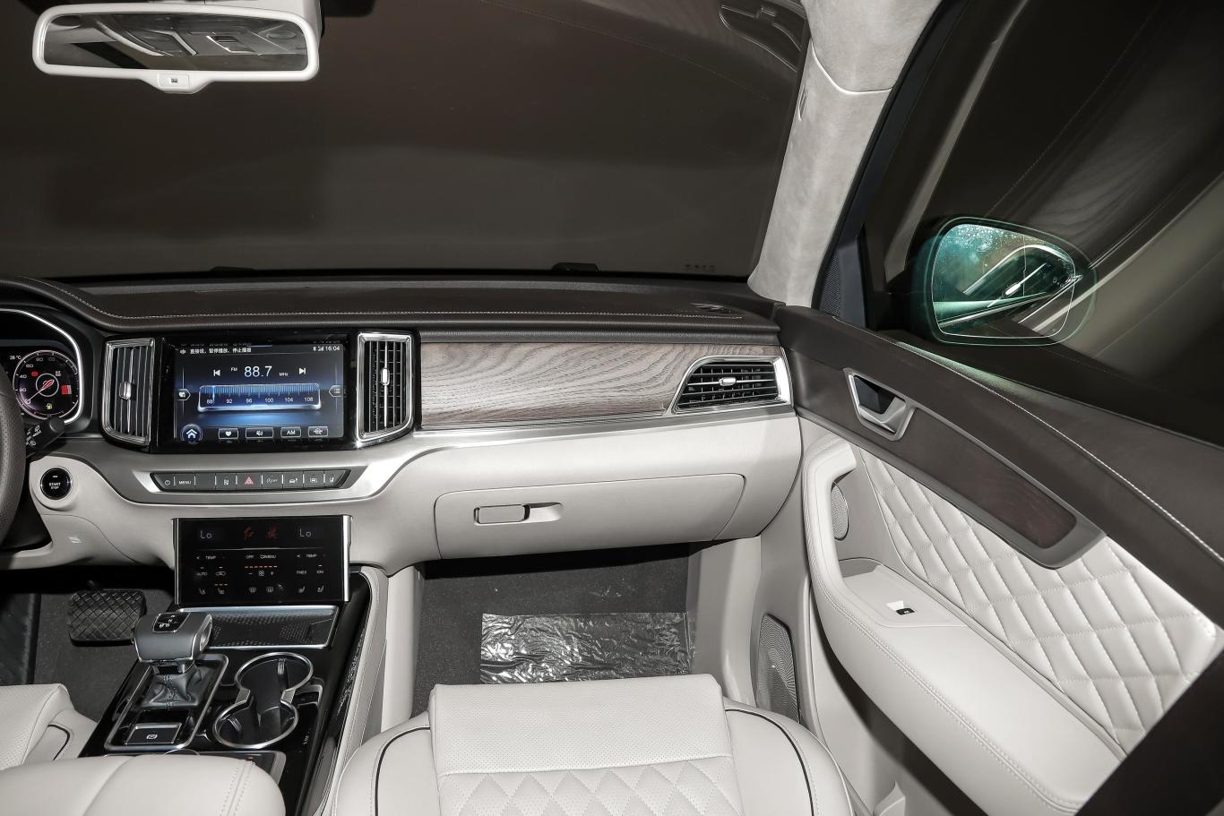 【红旗HS73.0T 手自一体 四驱 智联旗领版副驾驶位区域图片-汽车图片大全】-易车