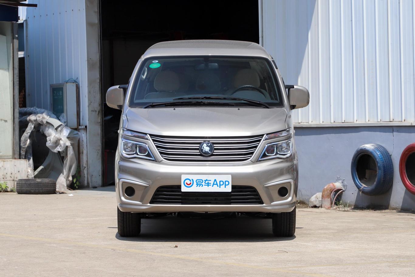 【菱智M5 1.6L 实用型 5座正前水平图片-汽车图片大全】-易车