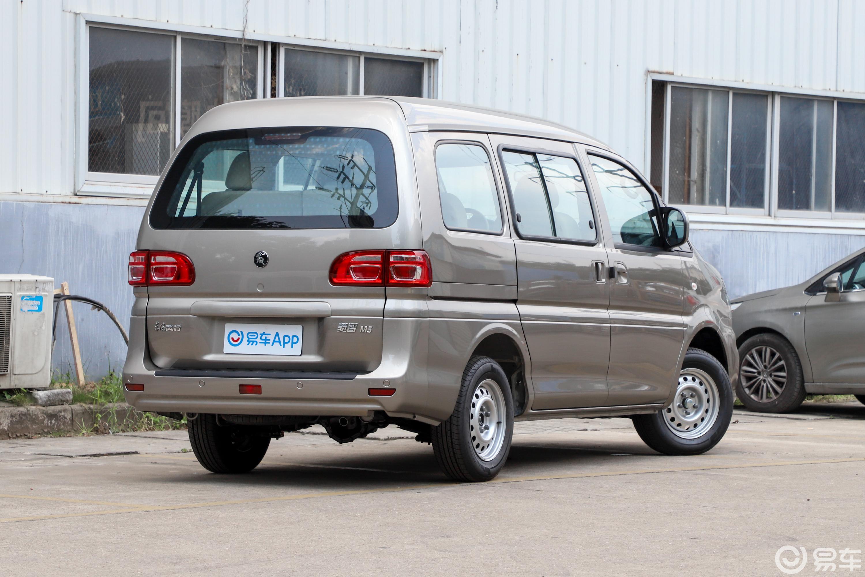 【菱智M5 1.6L 实用型 7座侧后45度车头向右水平图片-汽车图片大全】-易车