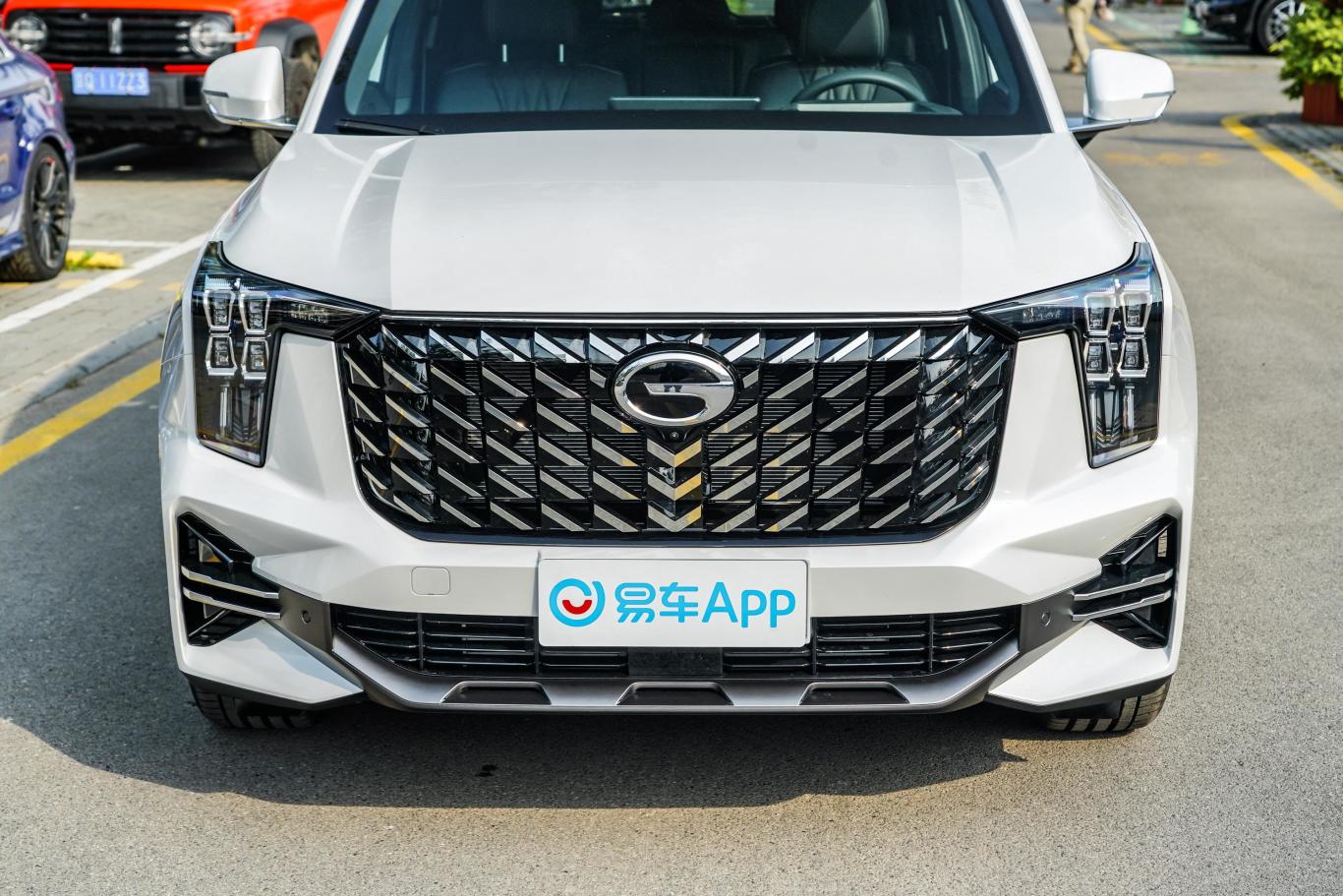 【传祺GS82.0T 四驱豪华智联版 7座外观细节图片-汽车图片大全】-易车