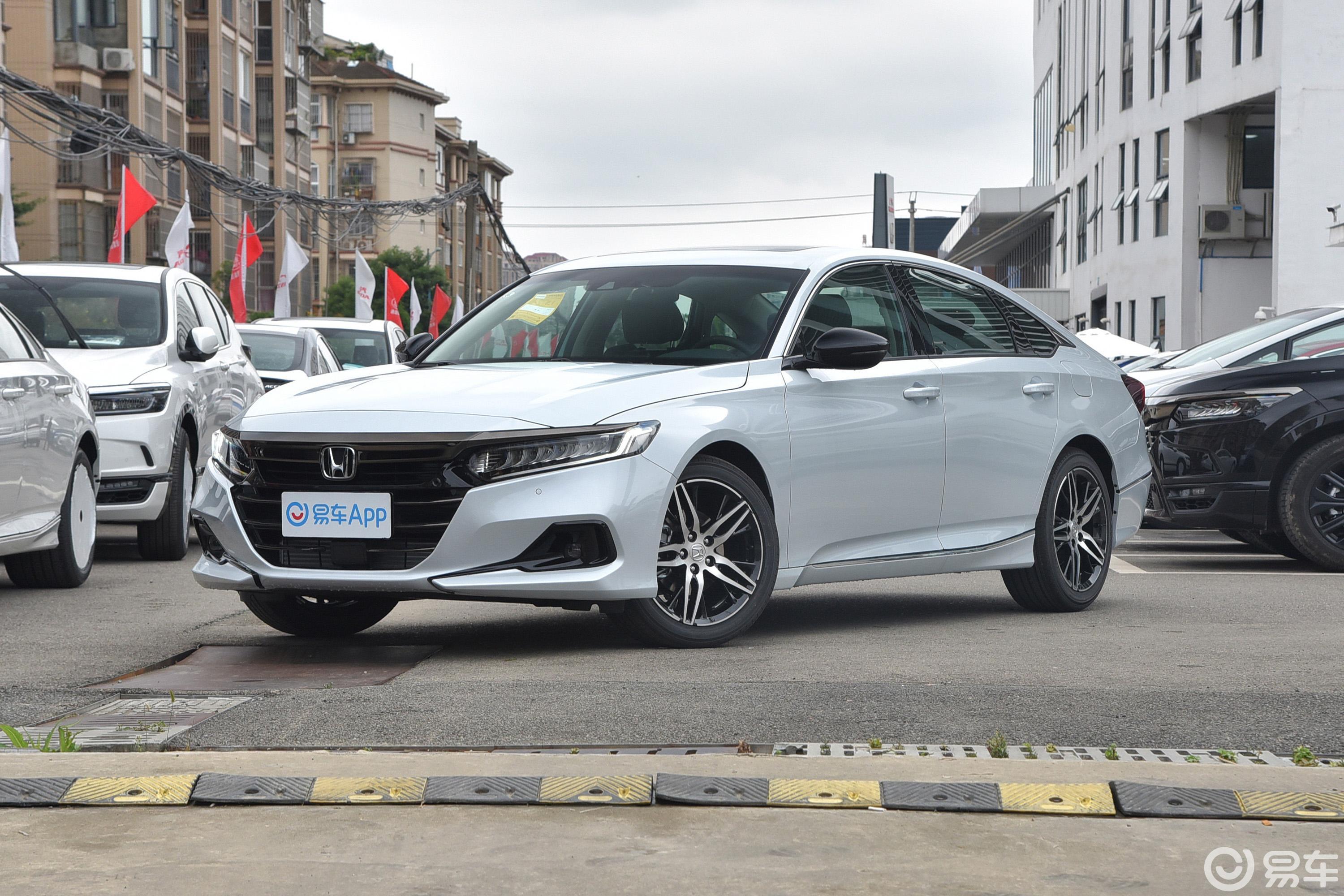 【2022款 260TURBO 幻夜·尊贵版汽车图片-汽车图片大全】-易车