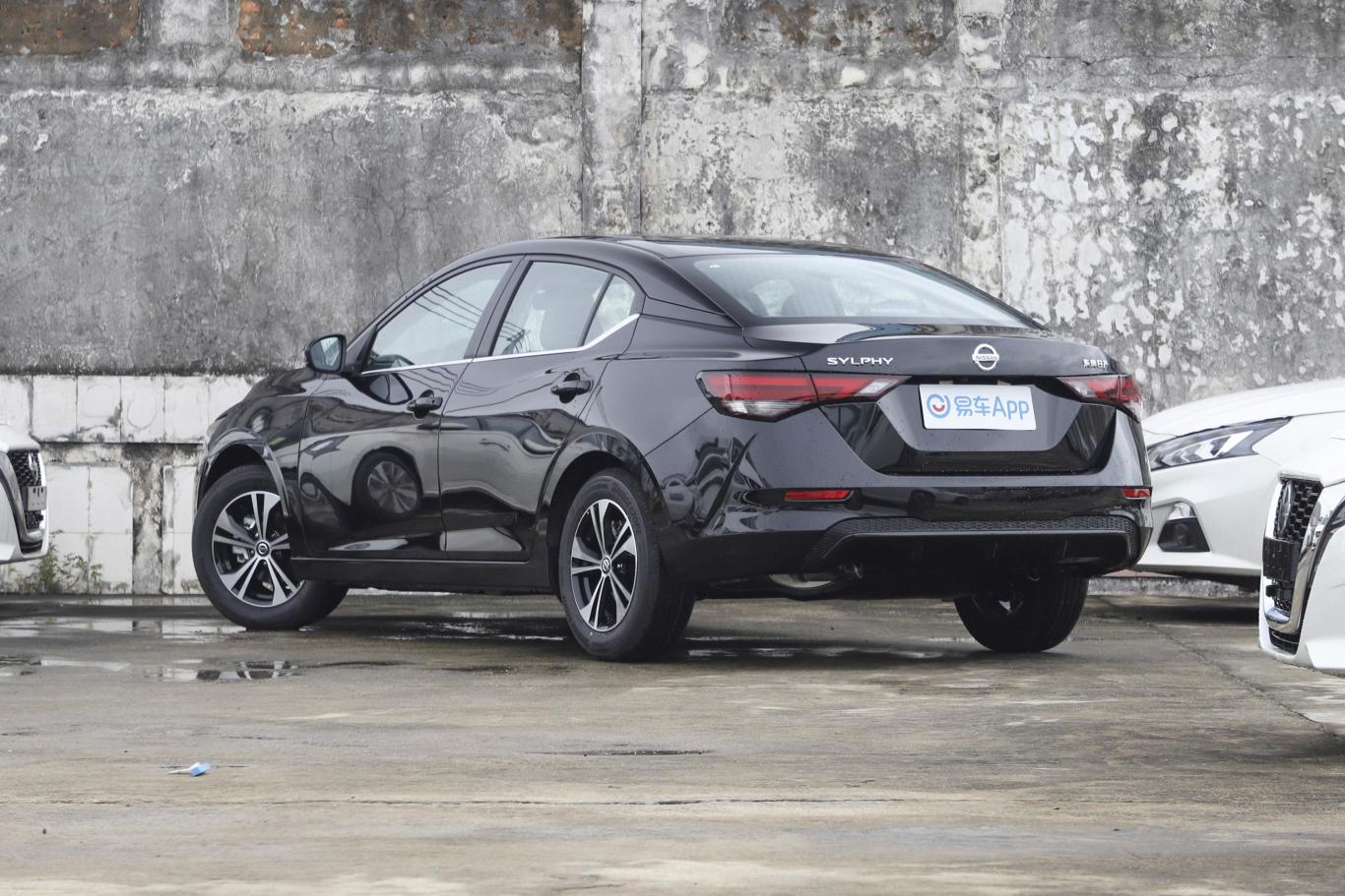 【轩逸1.6L CVT XL智享版侧后45度车头向左水平图片-汽车图片大全】-易车