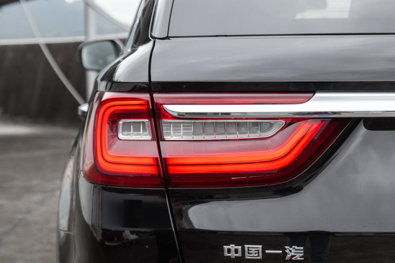 【红旗HS72.0T 双离合 两驱 智联旗享版外观灯组图片-汽车图片大全】-易车