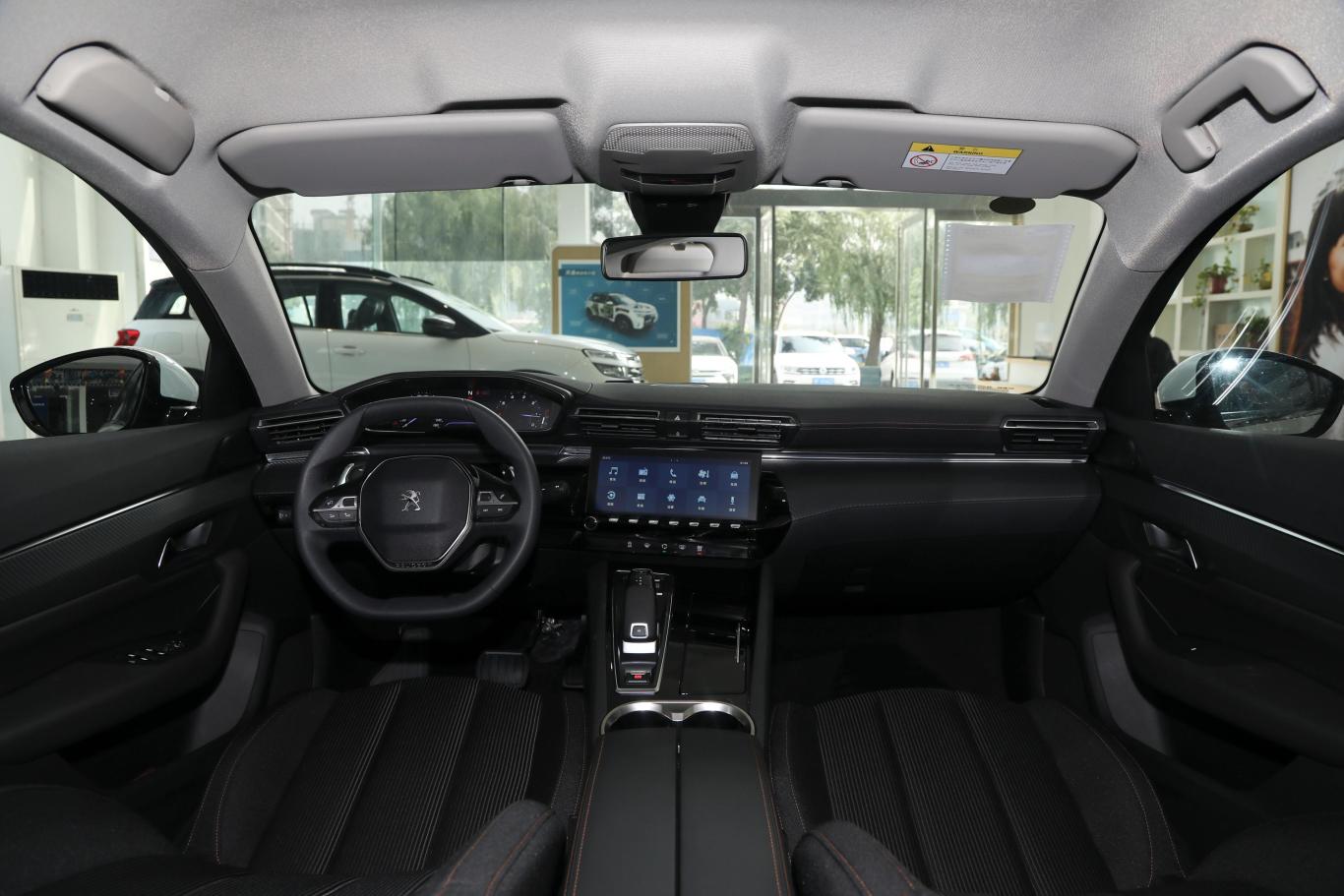 【标致508L360THP 先锋版内饰全景正拍图片-汽车图片大全】-易车