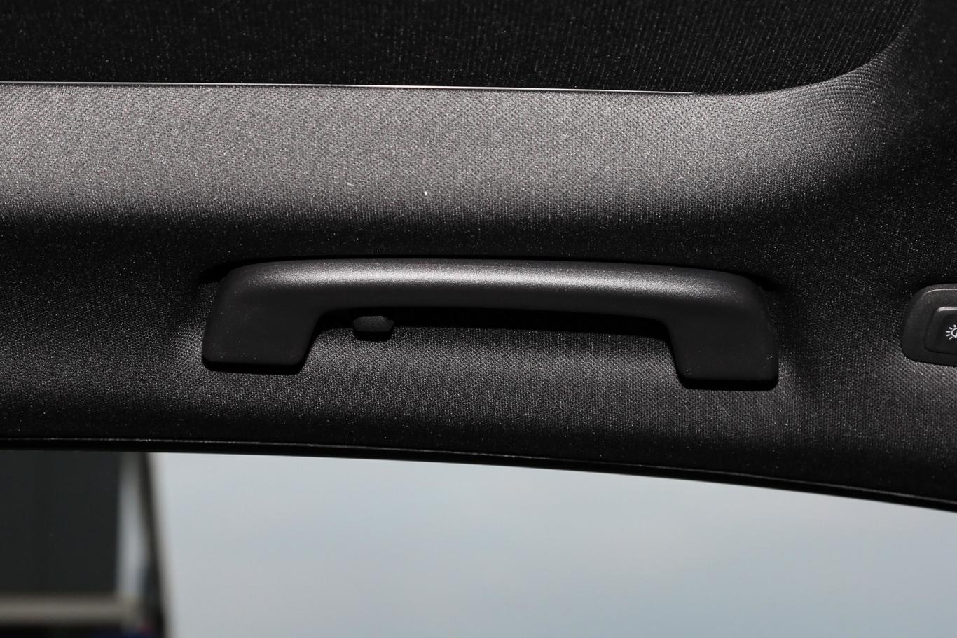 【宝马5系 插电混动改款 535Le 先锋版M运动套装空间图片-汽车图片大全】-易车