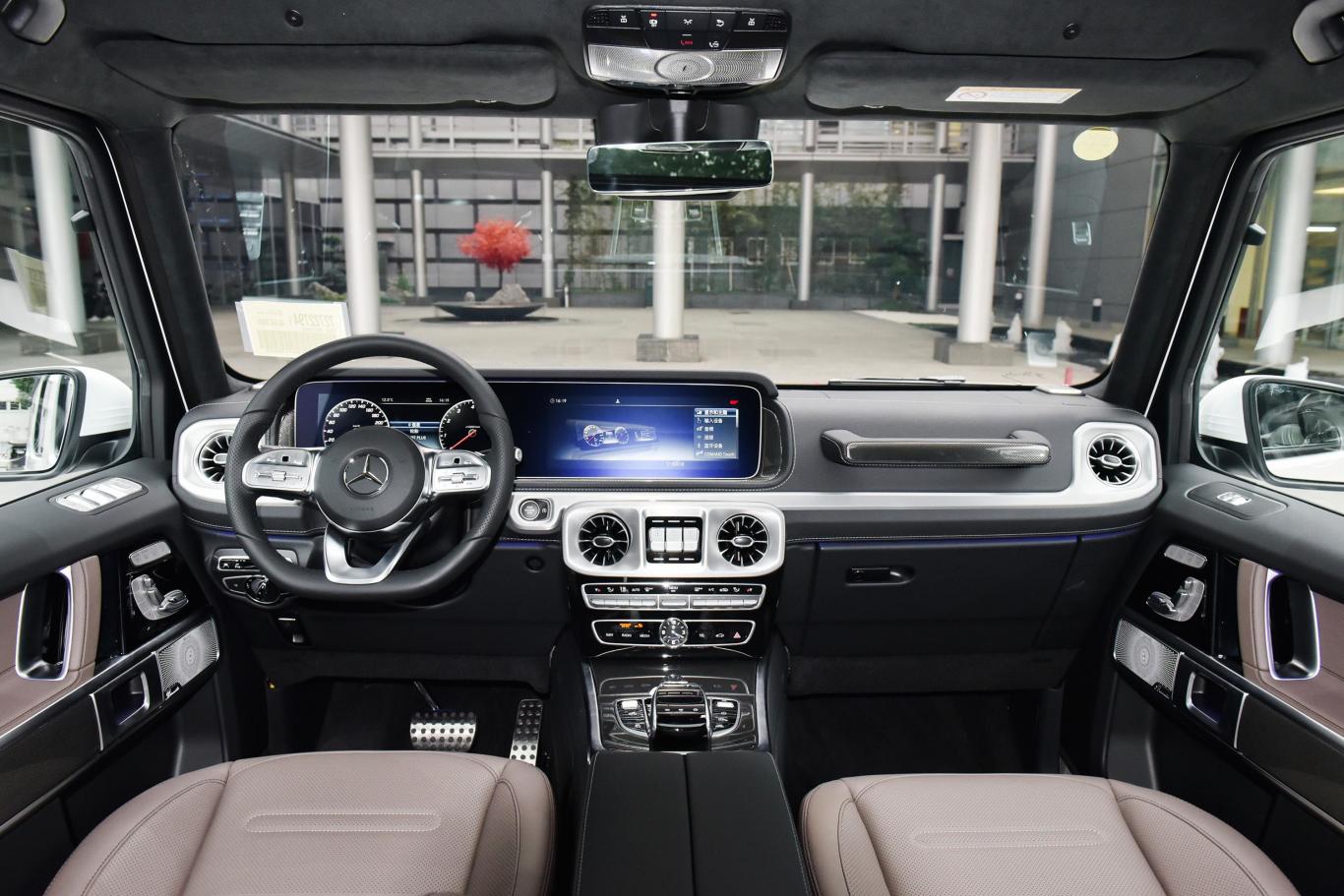 【奔驰G级G 500内饰全景正拍图片-汽车图片大全】-易车