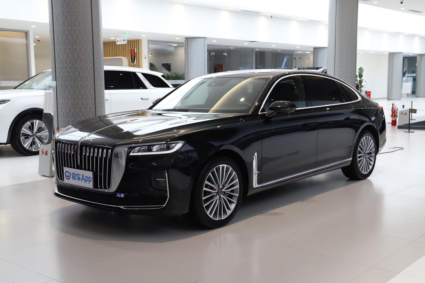 【红旗H92.0T 智联旗享版侧前45度车头向左水平图片-汽车图片大全】-易车