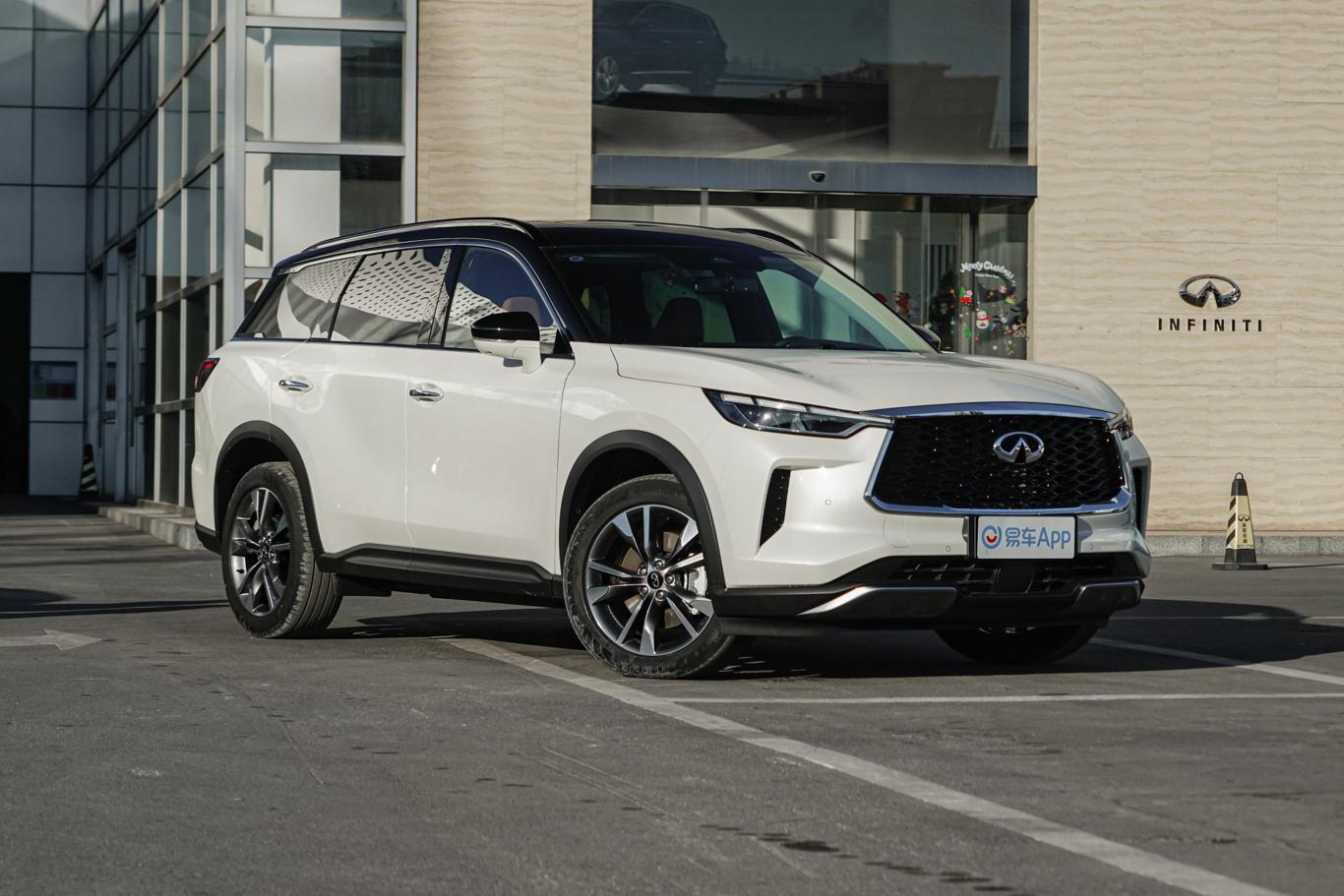 【英菲尼迪QX602.0T 手自一体 四驱 卓越版侧前45度车头向右水平图片-汽车图片大全】-易车