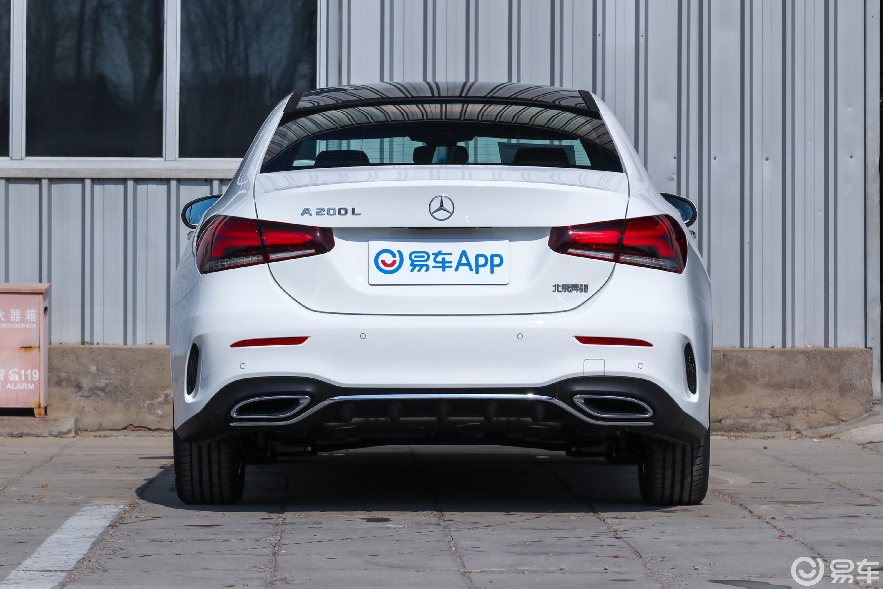 【奔驰A级改款 A 200 L 运动轿车时尚型外观图片-汽车图片大全】-易车