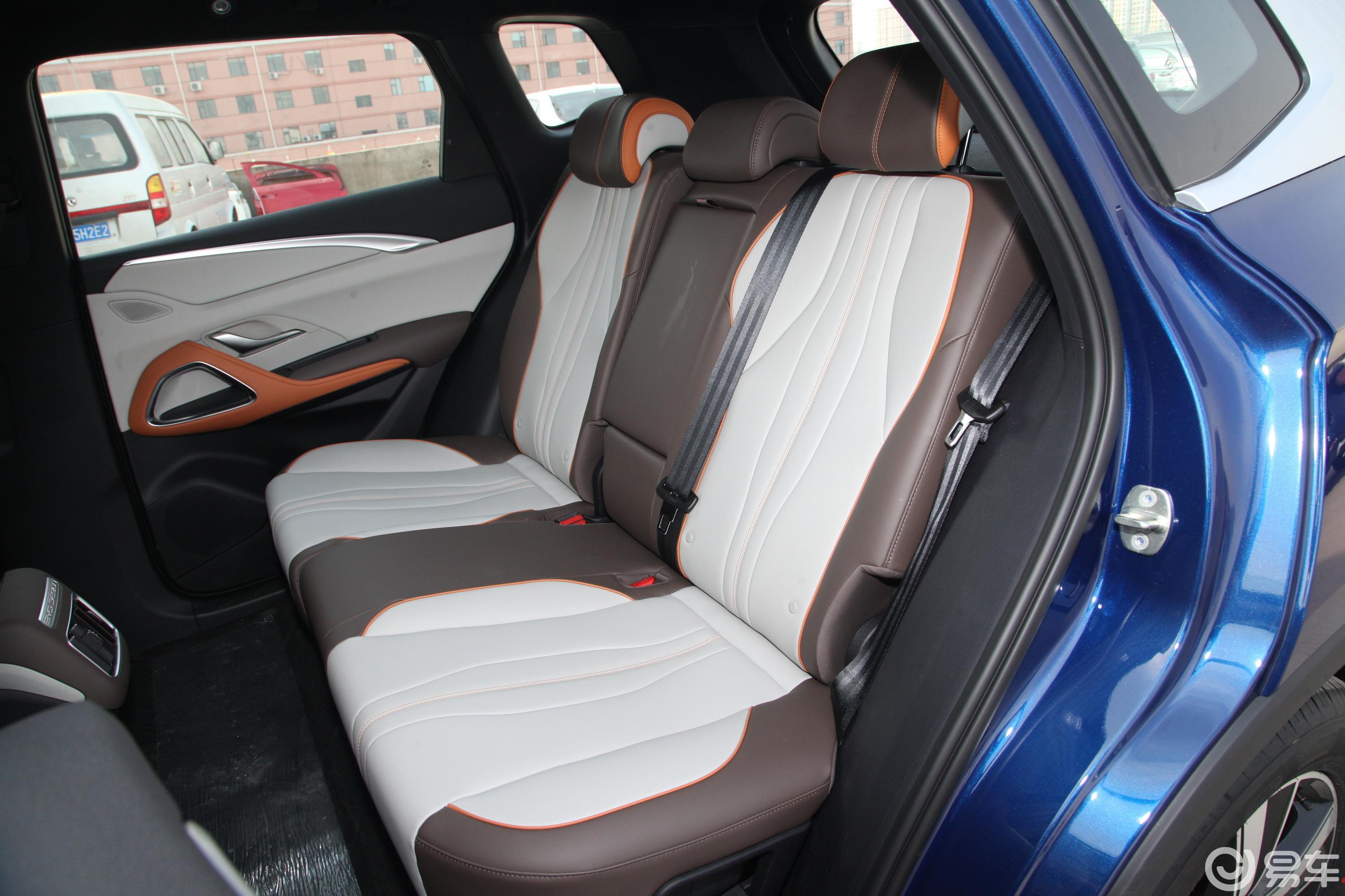 【宋Pro新能源DM-i 1.5L 110KM 旗舰型后排座椅图片-汽车图片大全】-易车