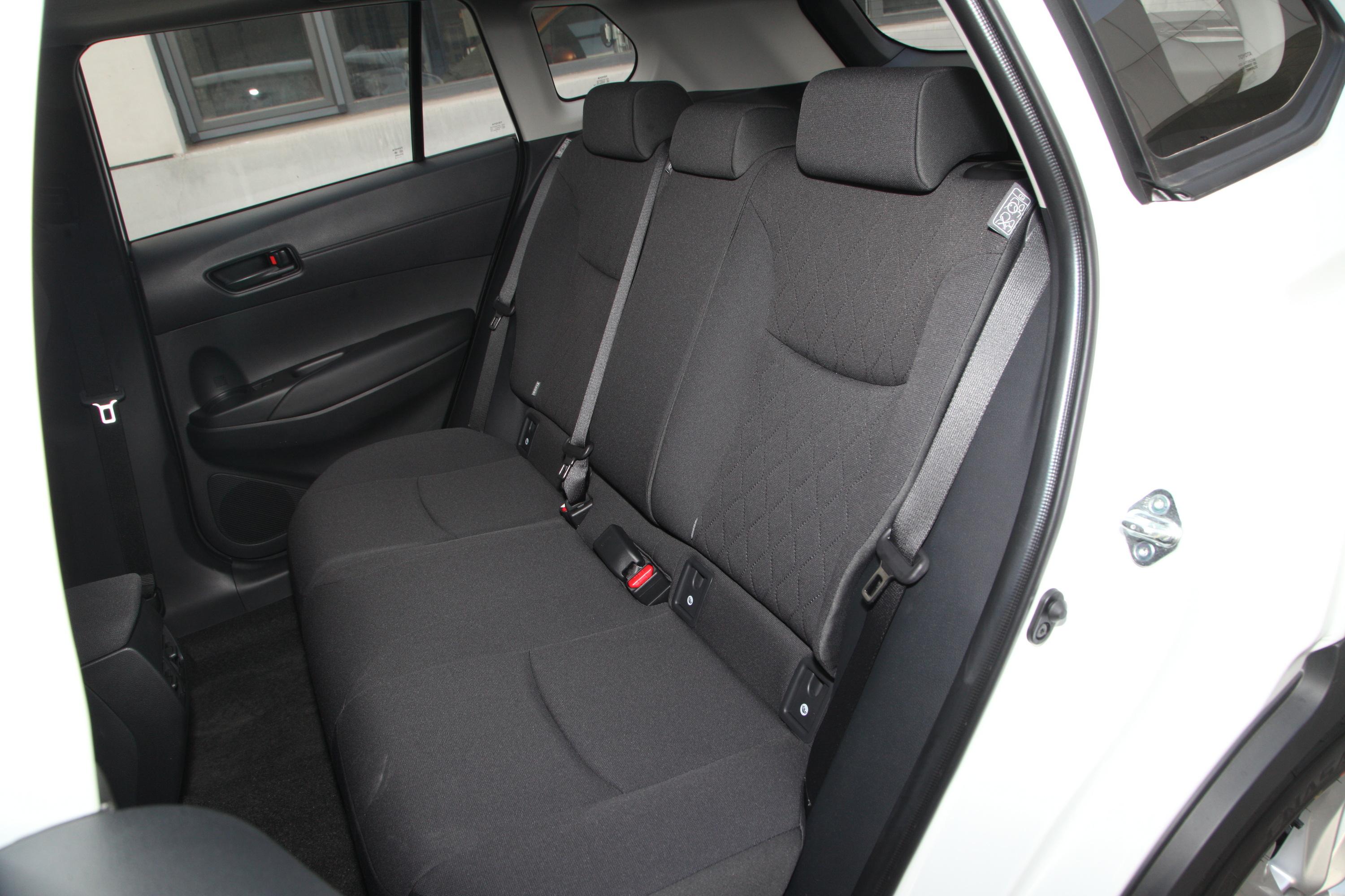 【2022款 卡罗拉锐放 2.0L CVT 精英版汽车报价_图片_参数配置】-易车_珠海市腾达丰田