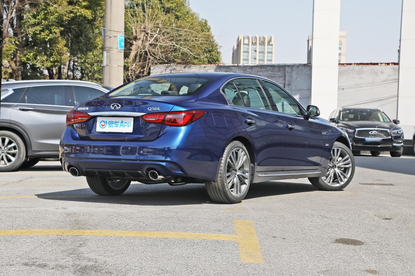 【英菲尼迪Q50L2.0T 逸享版侧后45度车头向右水平图片-汽车图片大全】-易车
