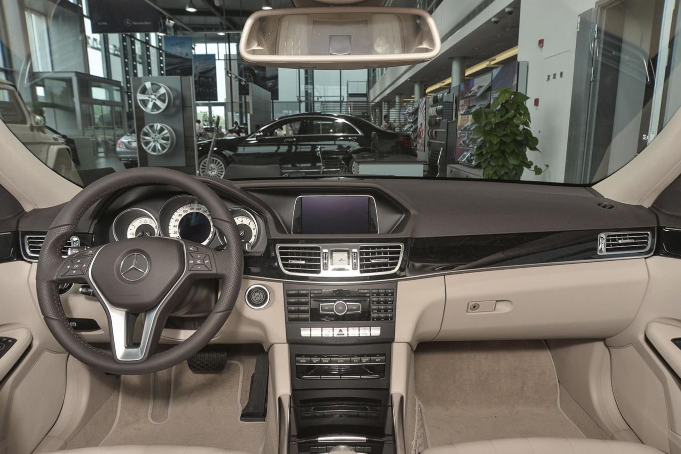 【奔驰E级E 260 L 时尚型 运动轿车内饰图片-汽车图片大全】-易车