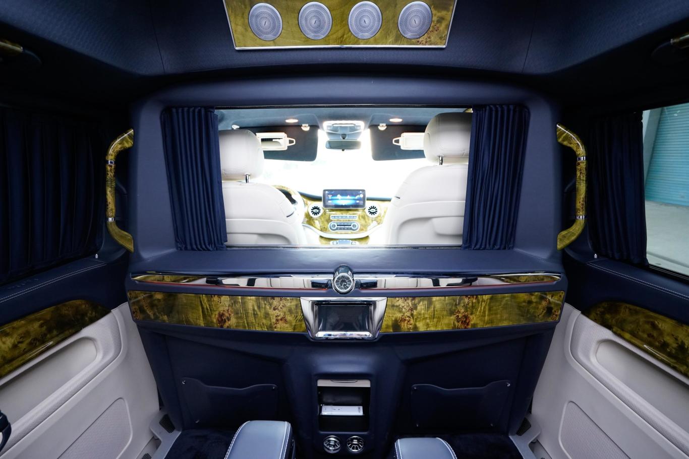 【克蒂圣姆峰系列2.0T 圣姆峰MH4 双门版空间图片-汽车图片大全】-易车