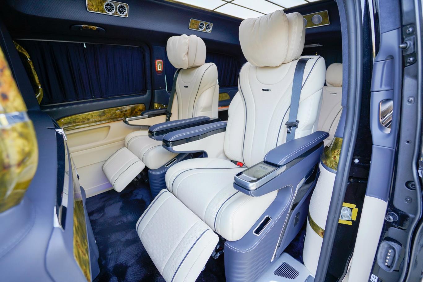 【克蒂圣姆峰系列2.0T 圣姆峰MH4 双门版空间图片-汽车图片大全】-易车