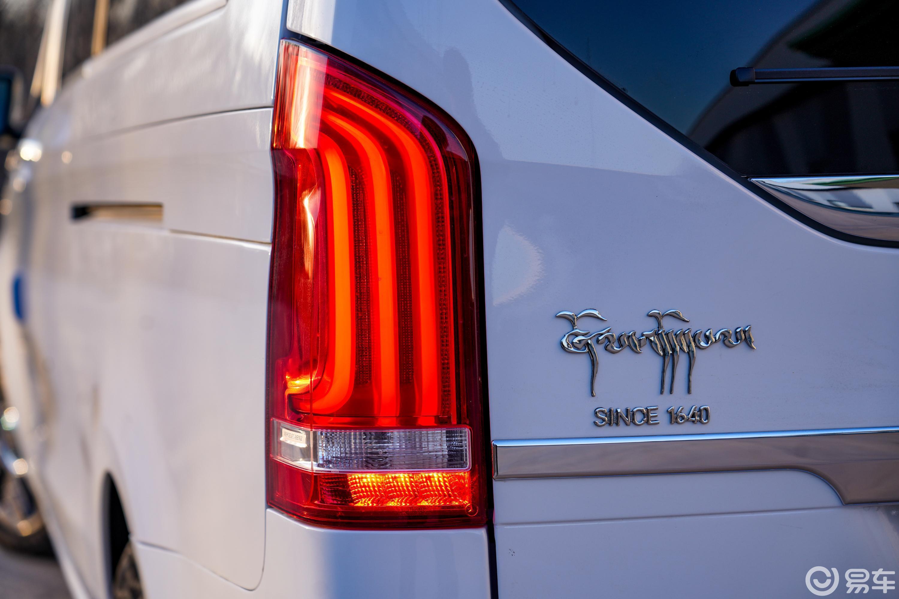 【克蒂雪堆白系列2.0T MH7尾灯侧45度俯拍图片-汽车图片大全】-易车