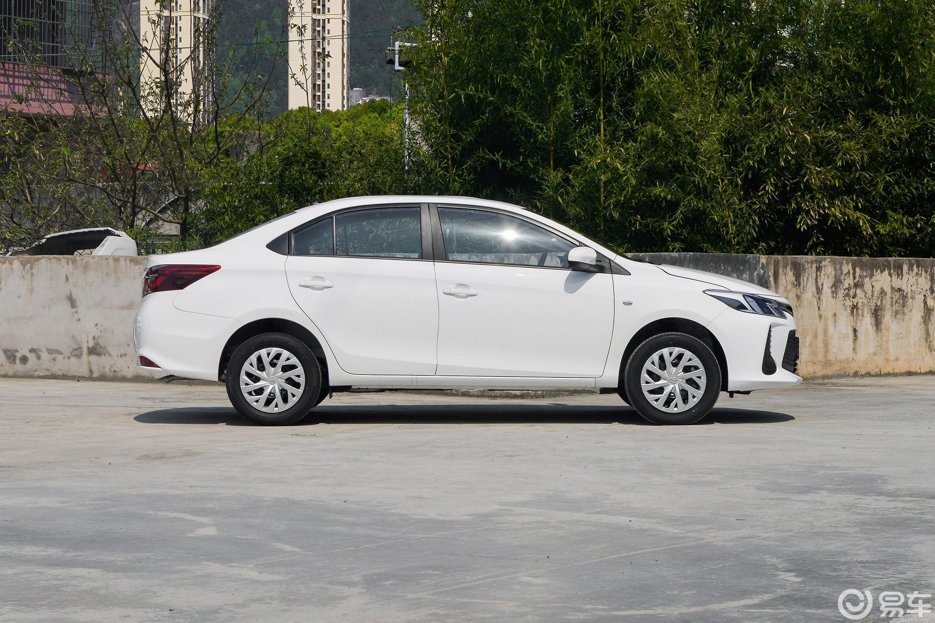 【威驰1.5L CVT创行CARE版正侧车头向右水平图片-汽车图片大全】-易车