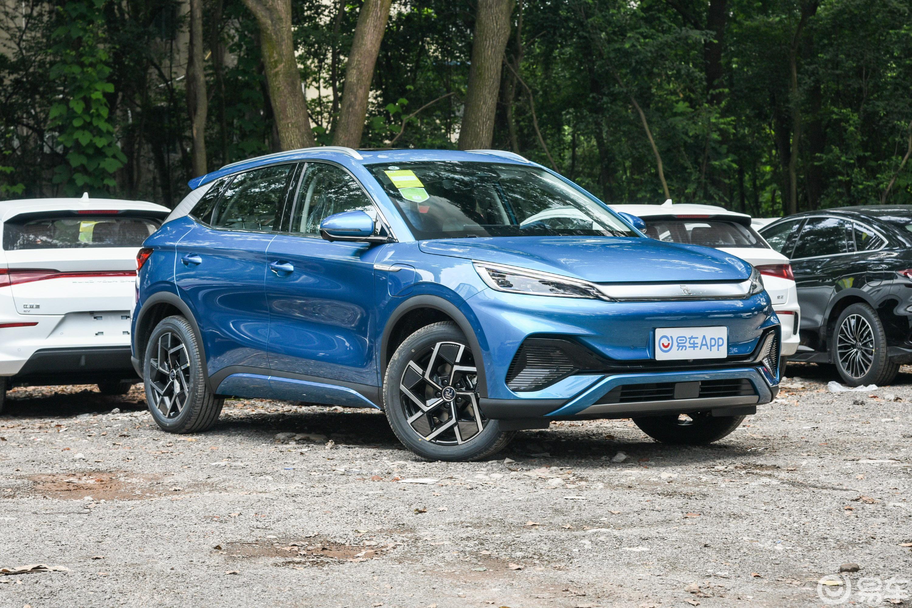 【元PLUS510KM 旗舰型PLUS侧前45度车头向右水平图片-汽车图片大全】-易车