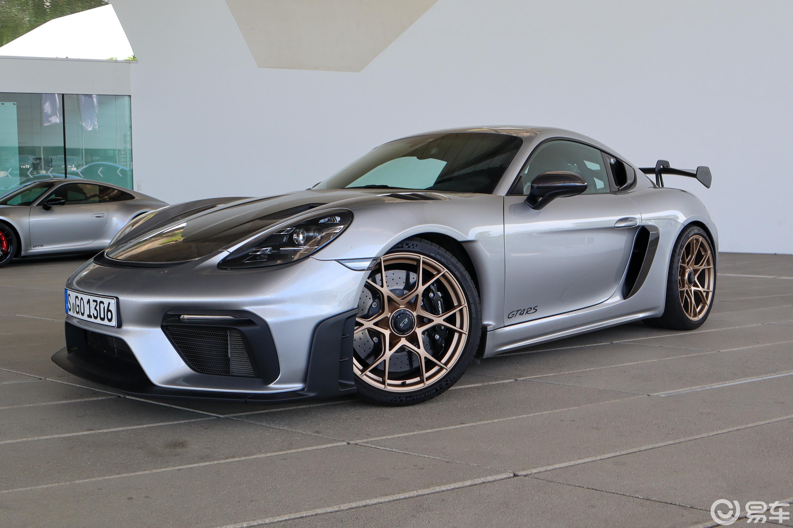 【保时捷718Cayman GT4 RS 4.0L侧前45度车头向左水平图片-汽车图片大全】-易车