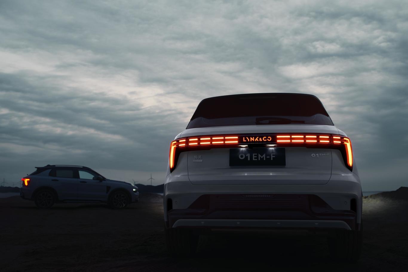 【领克01EM-F 1.5T 两驱晨曦版图片-汽车图片大全】-易车