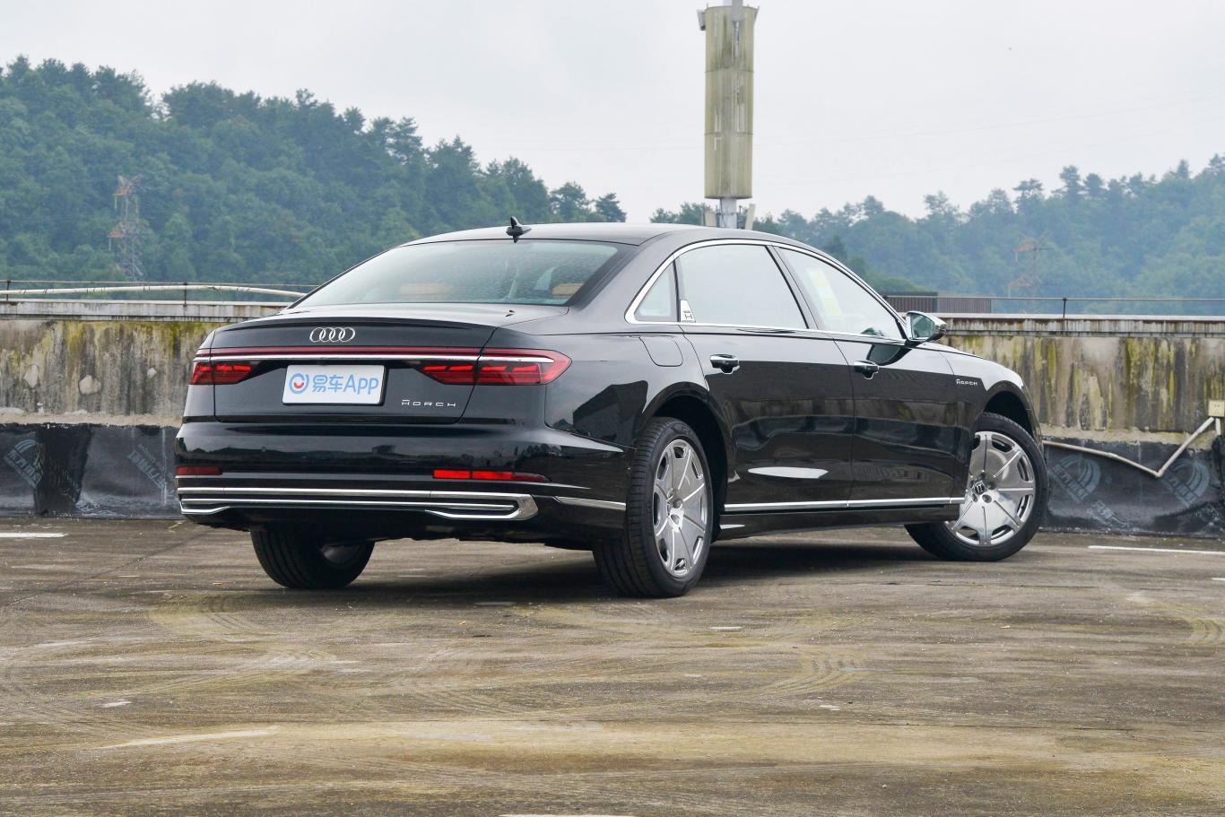 【奥迪A8A8L Horch 创始人版 经典型侧后45度车头向右水平图片-汽车图片大全】-易车