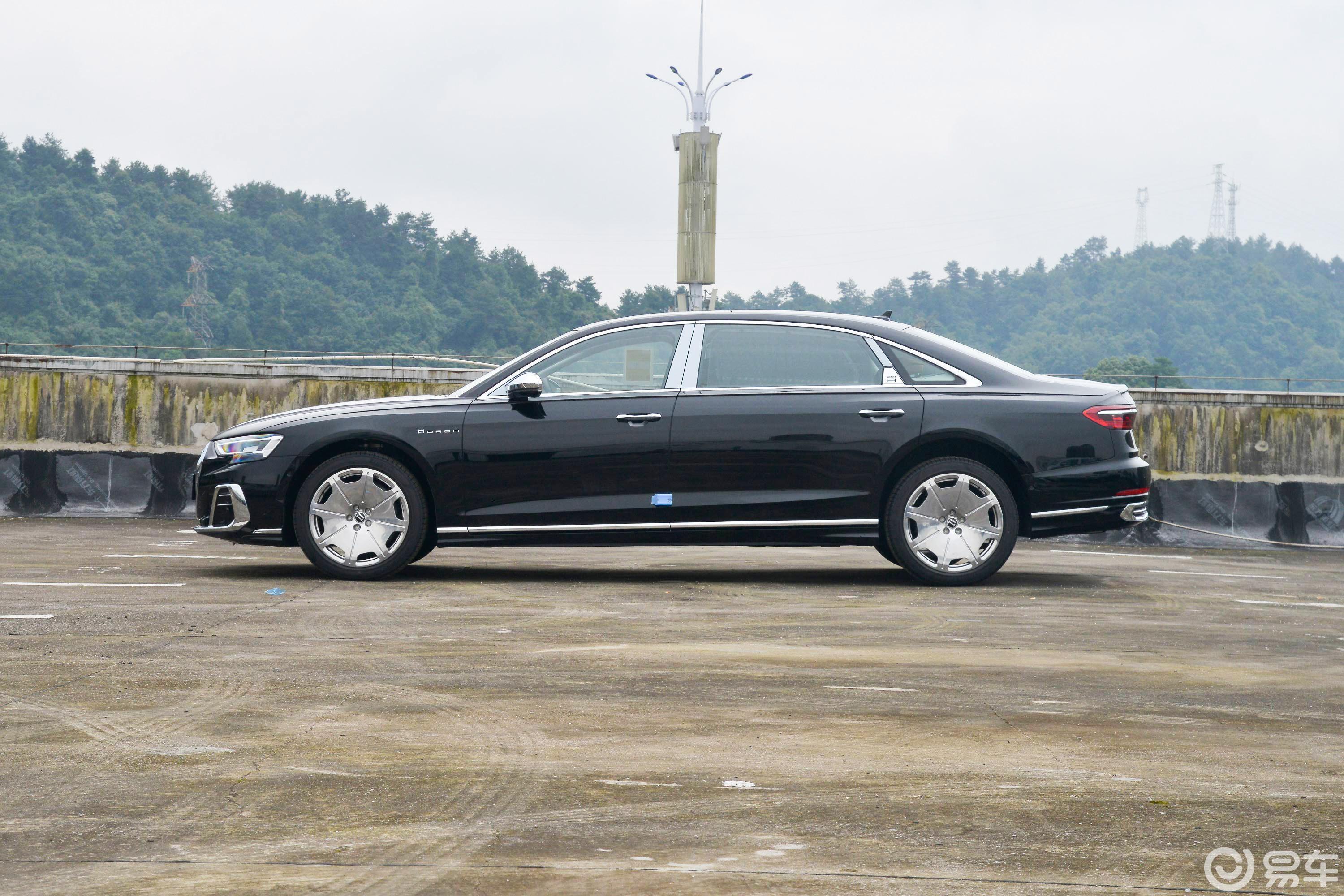 【奥迪A8A8L Horch 创始人版 经典型正侧车头向左水平图片-汽车图片大全】-易车