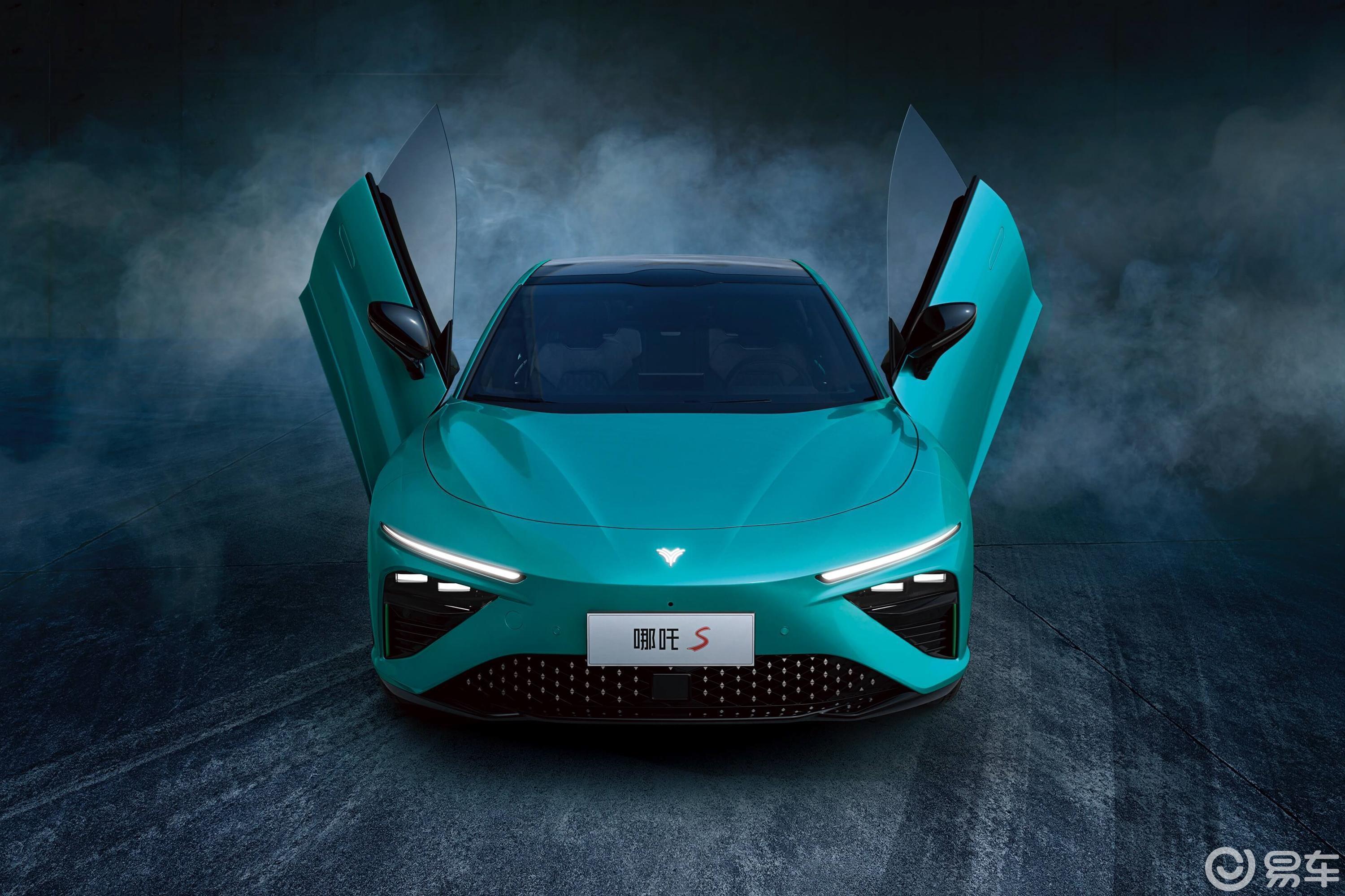 【哪吒S图片-汽车图片大全】-易车