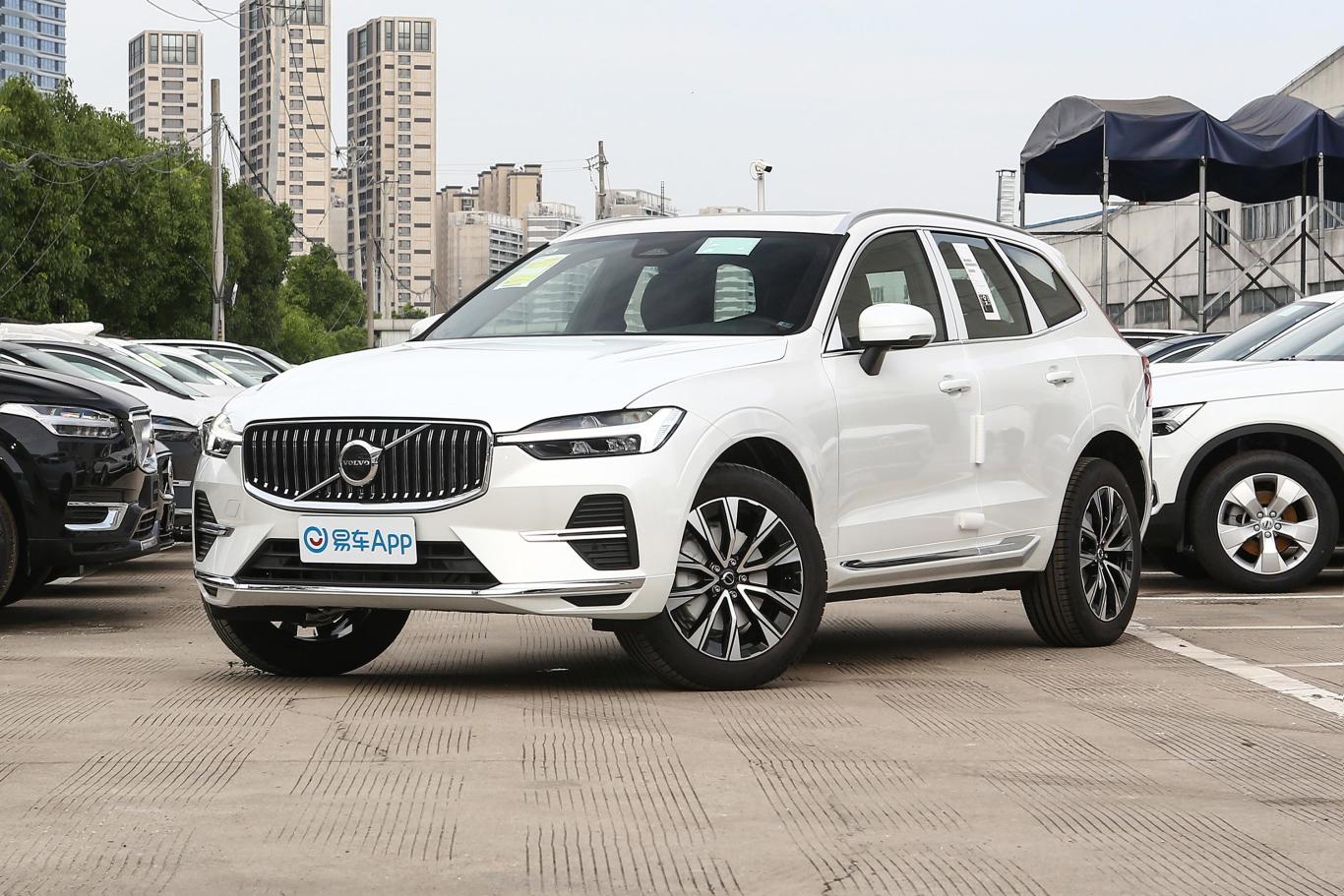 【沃尔沃XC60B5 四驱智远豪华版侧前45度车头向左水平图片-汽车图片大全】-易车