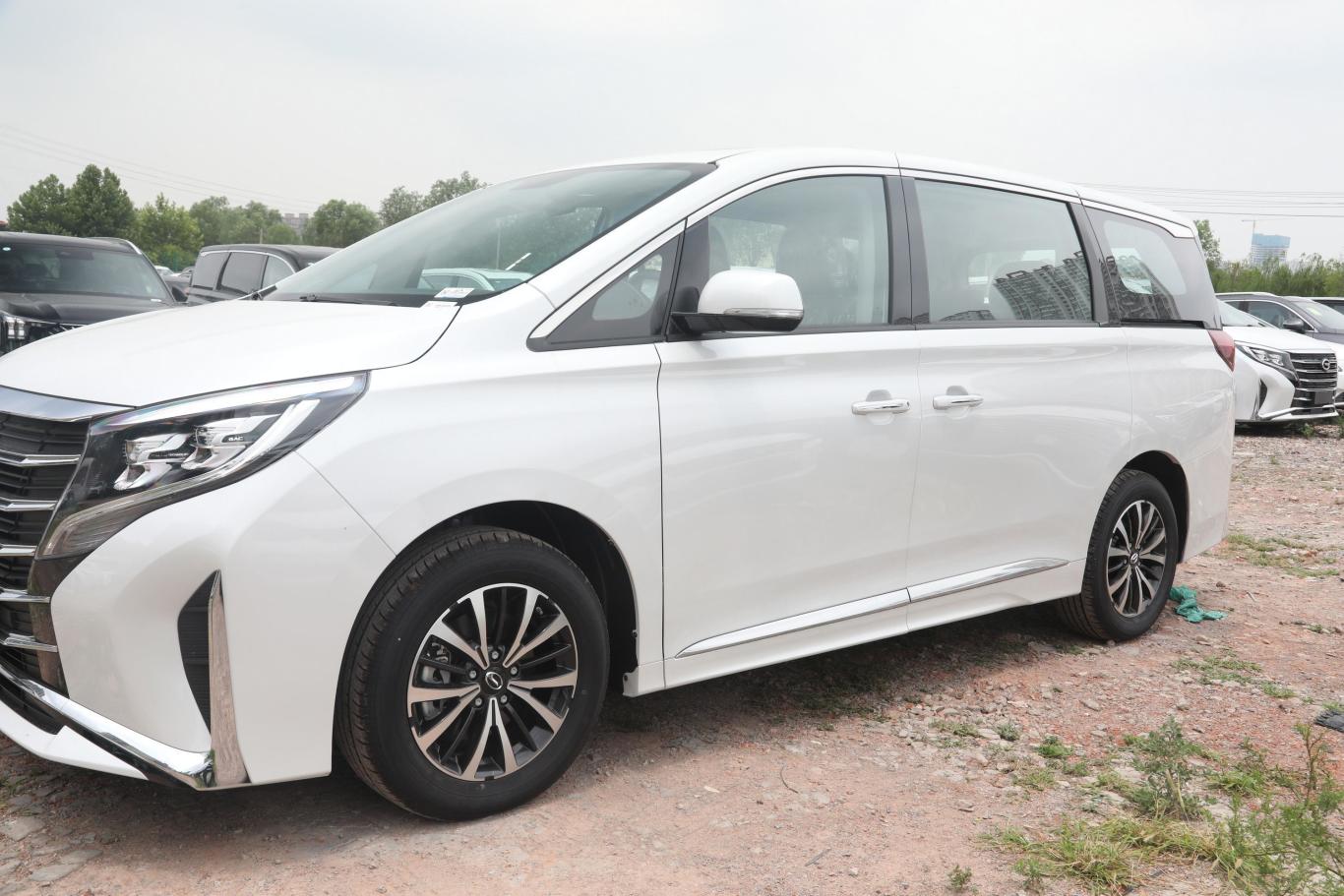 【传祺M8领秀系列 390T 豪华版 7座外观细节图片-汽车图片大全】-易车