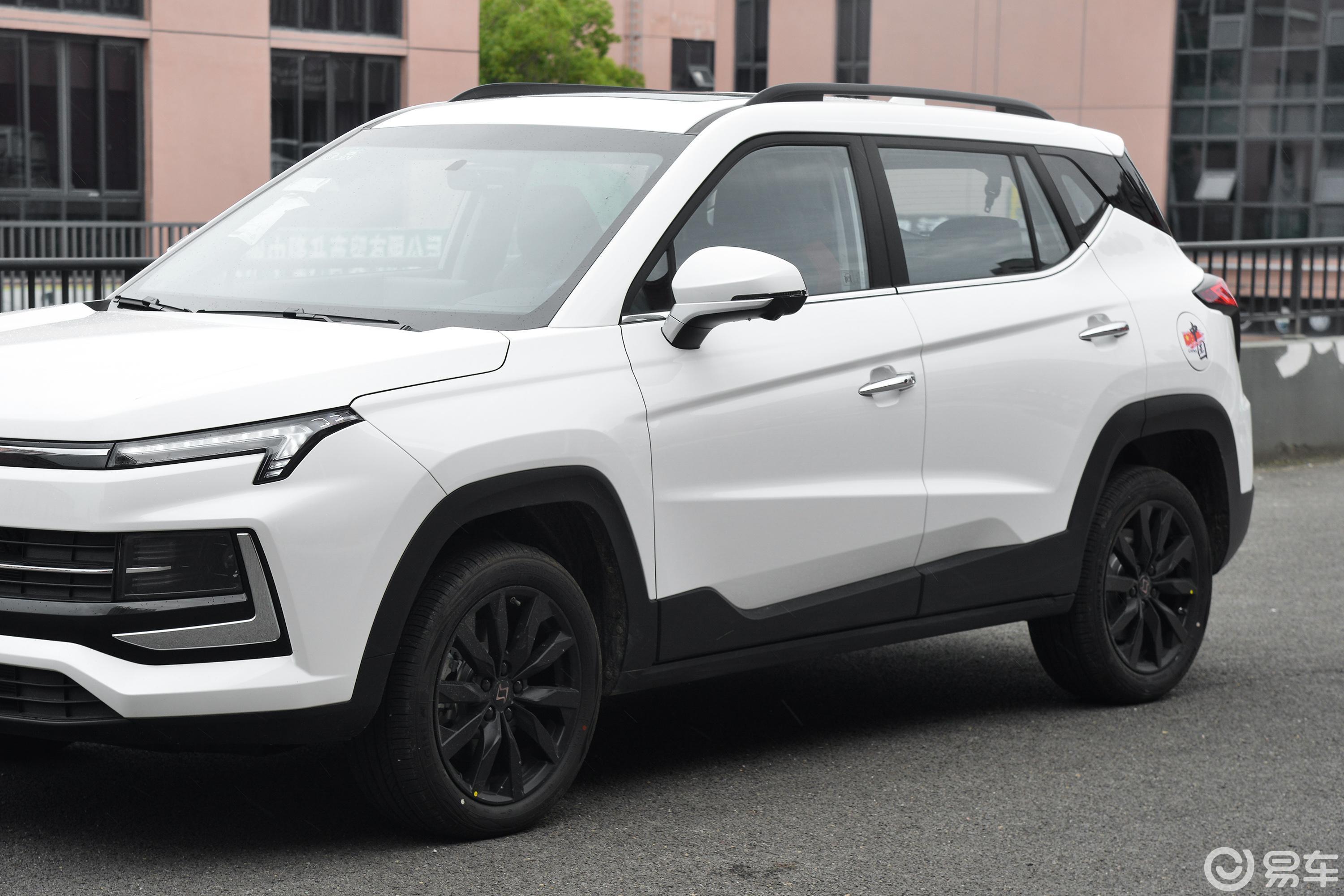 【2022款 1.5T CVT 酋长定制版汽车图片-汽车图片大全】-易车