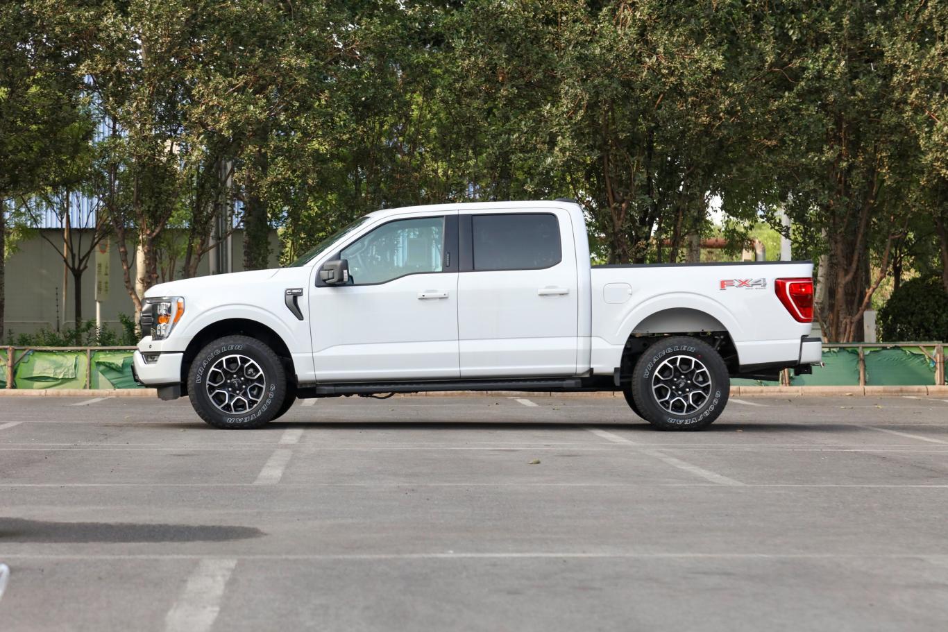 【福特F-1503.5T XLT正侧车头向左水平图片-汽车图片大全】-易车