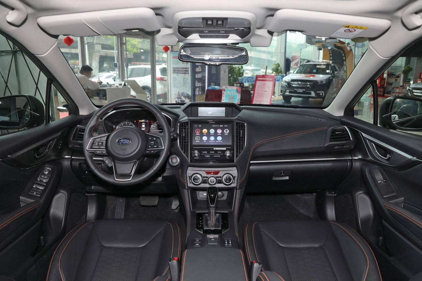 【斯巴鲁XV2.0i AWD豪华版EyeSight内饰全景正拍图片-汽车图片大全】-易车
