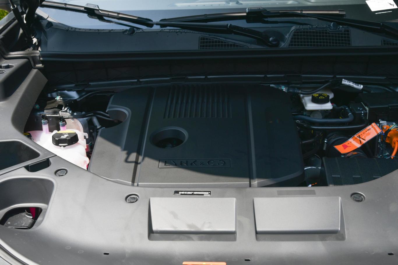 【领克01EM-F 1.5T 两驱PM发动机特写图片-汽车图片大全】-易车