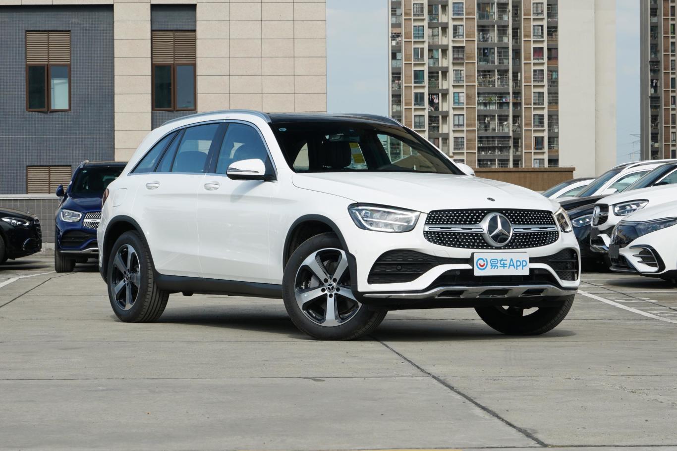 【奔驰GLC改款三 GLC 260 L 4MATIC 动感型侧前45度车头向右水平图片-汽车图片大全】-易车