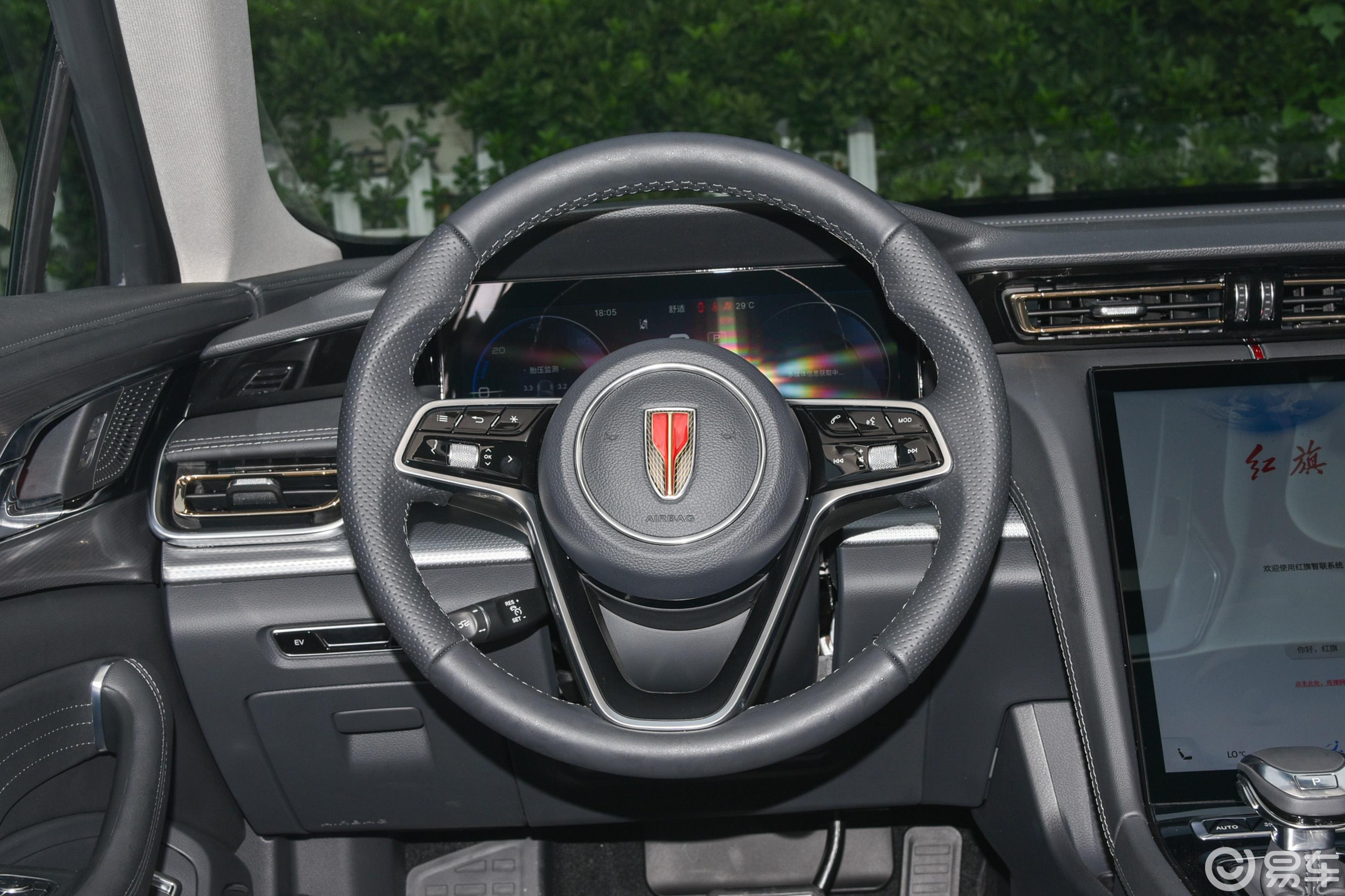 【红旗H5混动 1.5T 智联旗畅版方向盘图片-汽车图片大全】-易车