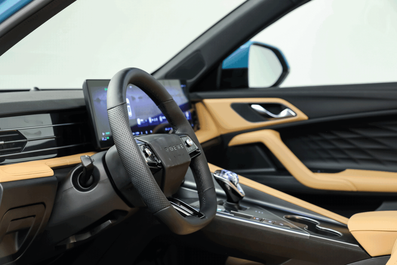 【荣威eRX51.5T 50km 超混尊荣版主驾驶位图片-汽车图片大全】-易车